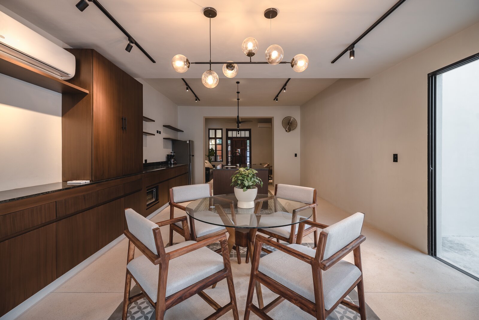 Photo 9 of 13 in Scott House by Jessica Park - Dwell