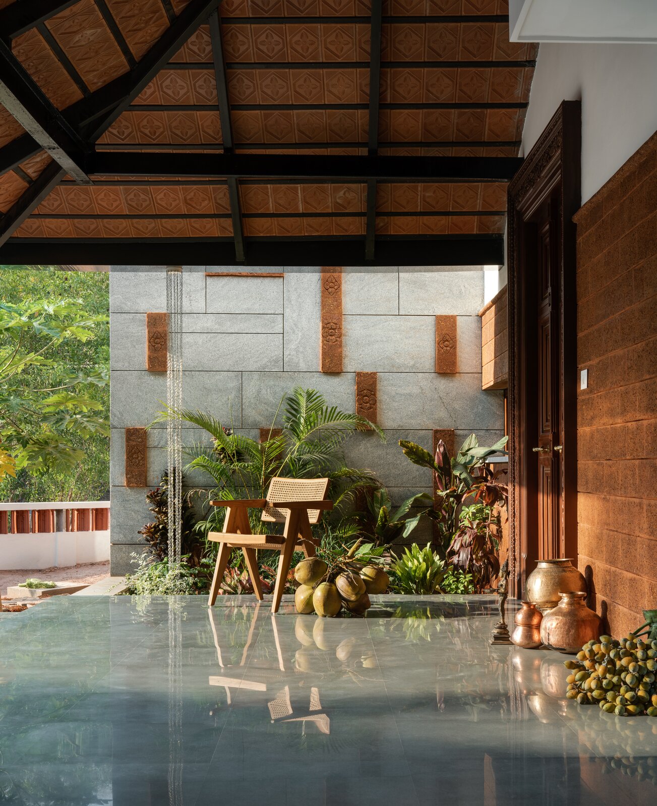 Photo 8 of 22 in The Beeri Residence by RGP ARCHITECTS - Dwell