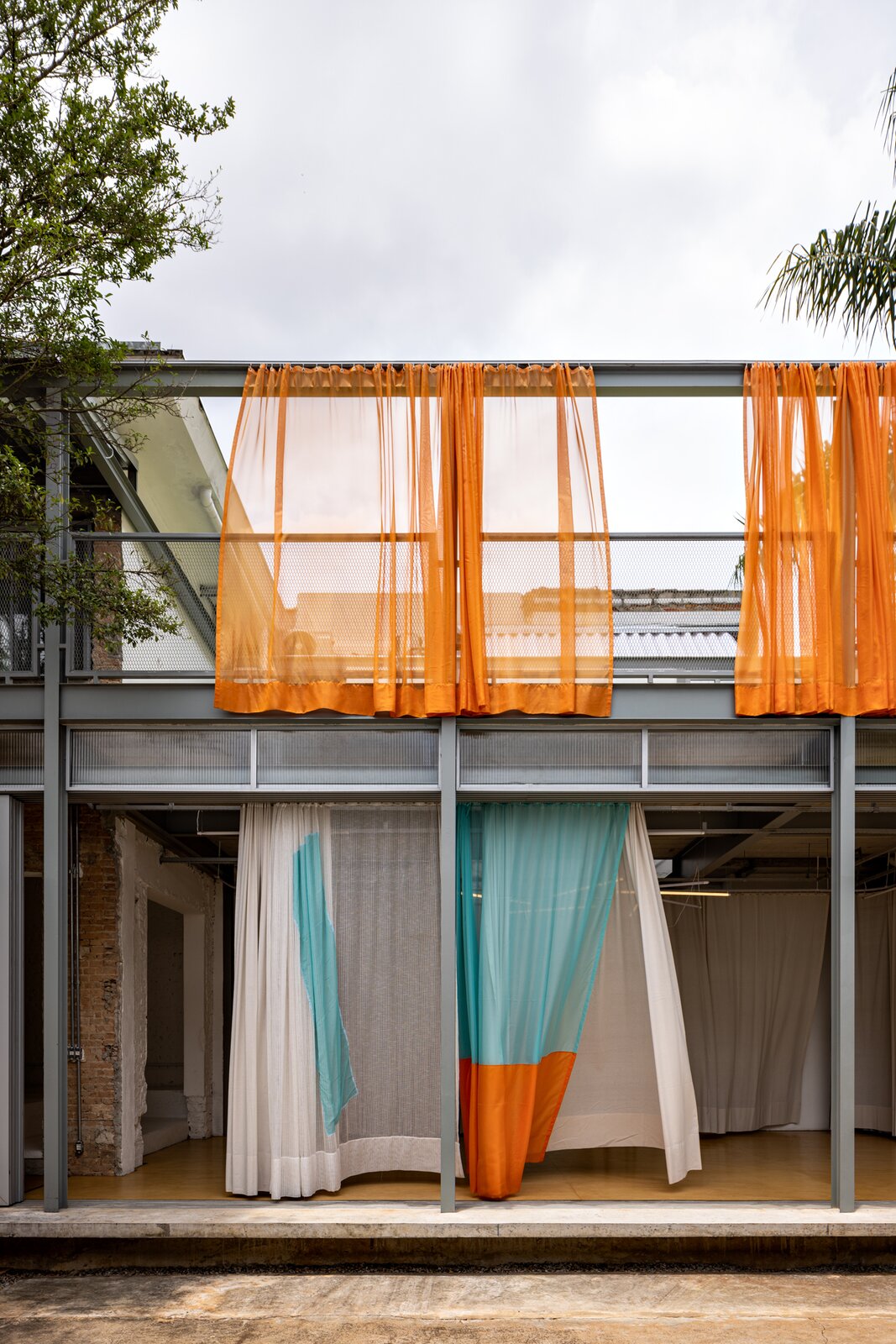 Photo 10 of 58 in Casa Líquida (Liquid House) by Luiz Pataro - Dwell