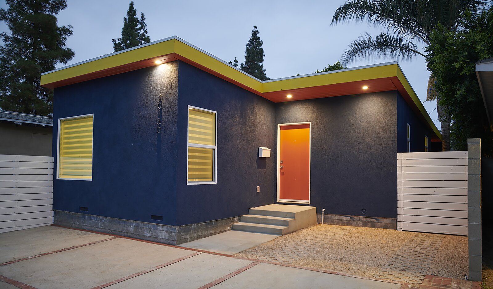 Photo 2 of 18 in 20150 Gault St Small House by Beda Architecture - Dwell