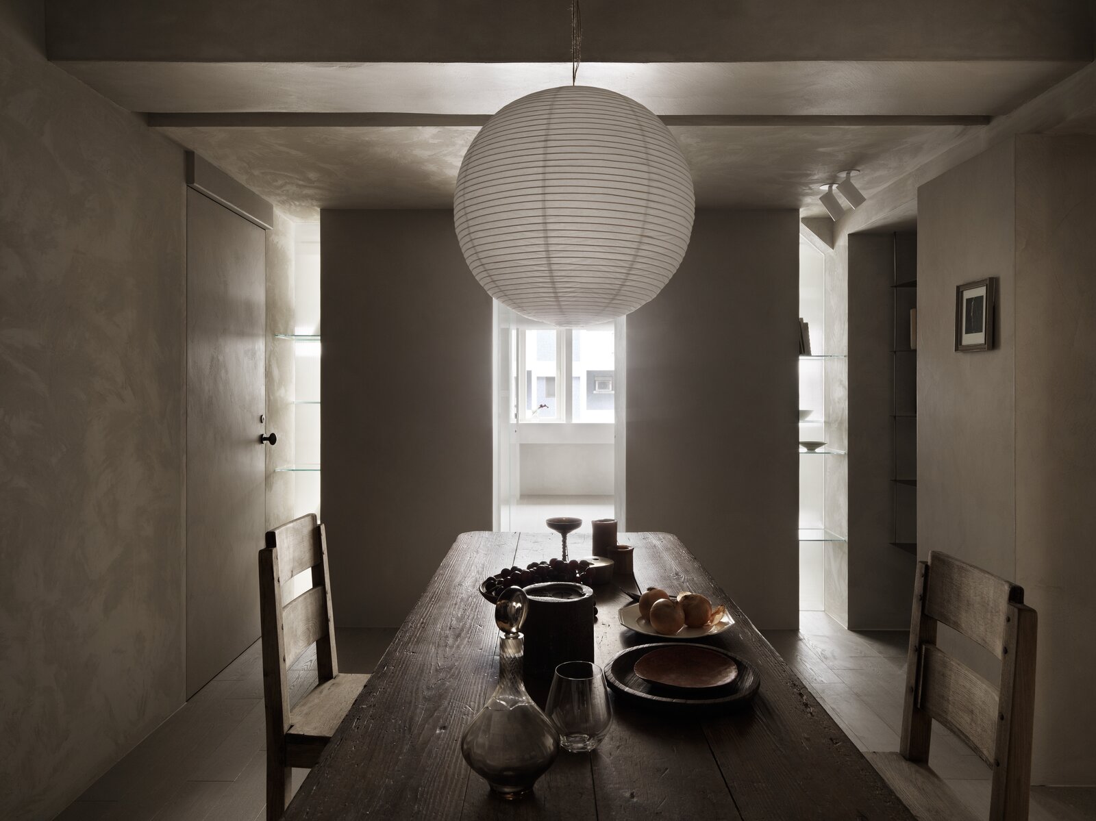 Photo 13 of 25 in Subtle Char by sean lin - Dwell