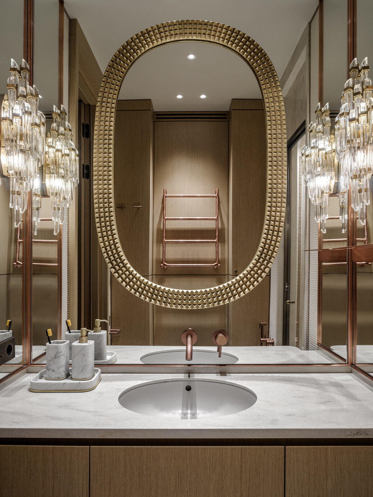 Photo 13 of 32 in Bright two-storey apartment with modern art in Moscow ...