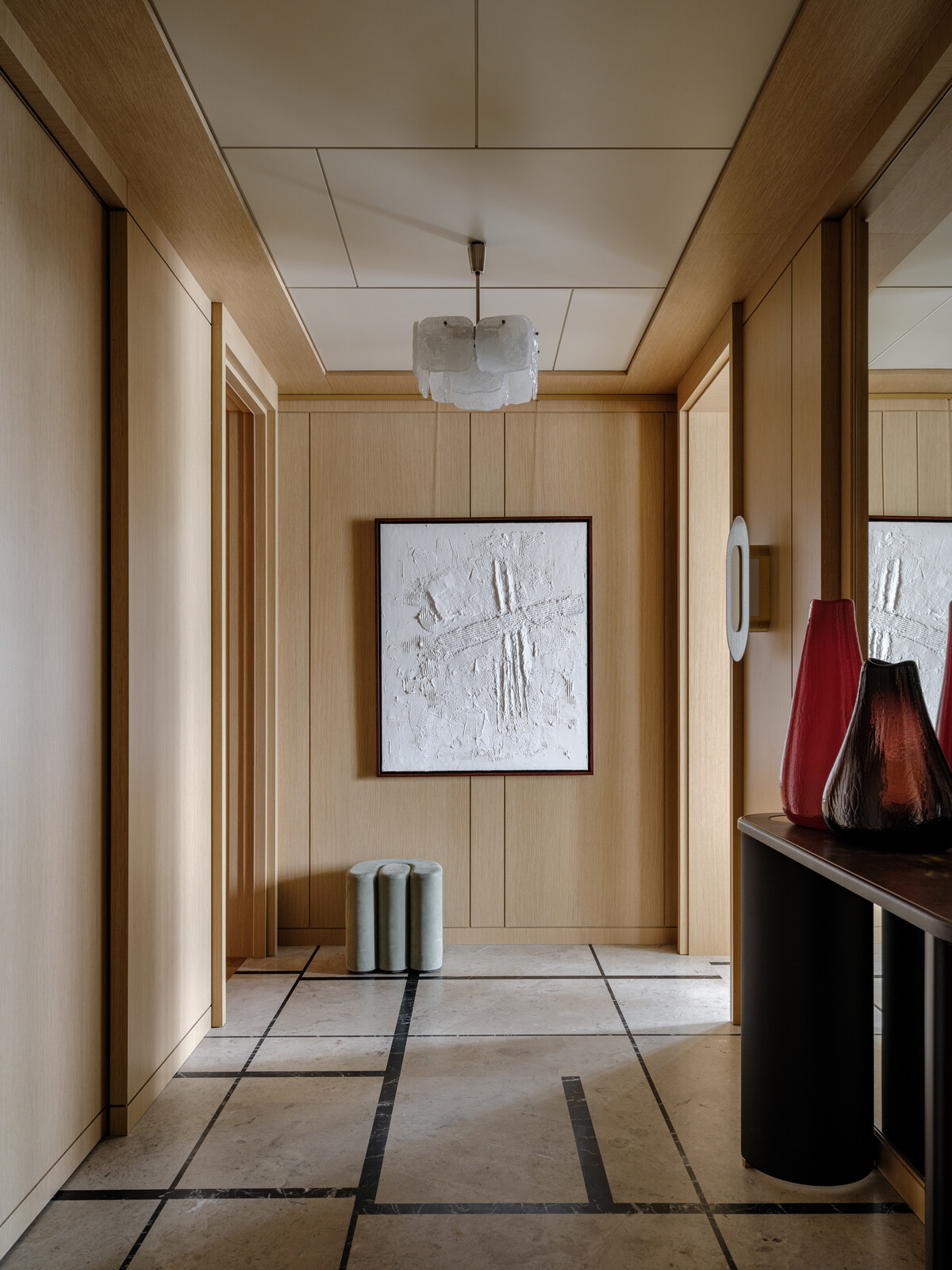 Photo 1 of 32 in Bright two-storey apartment with modern art in Moscow ...