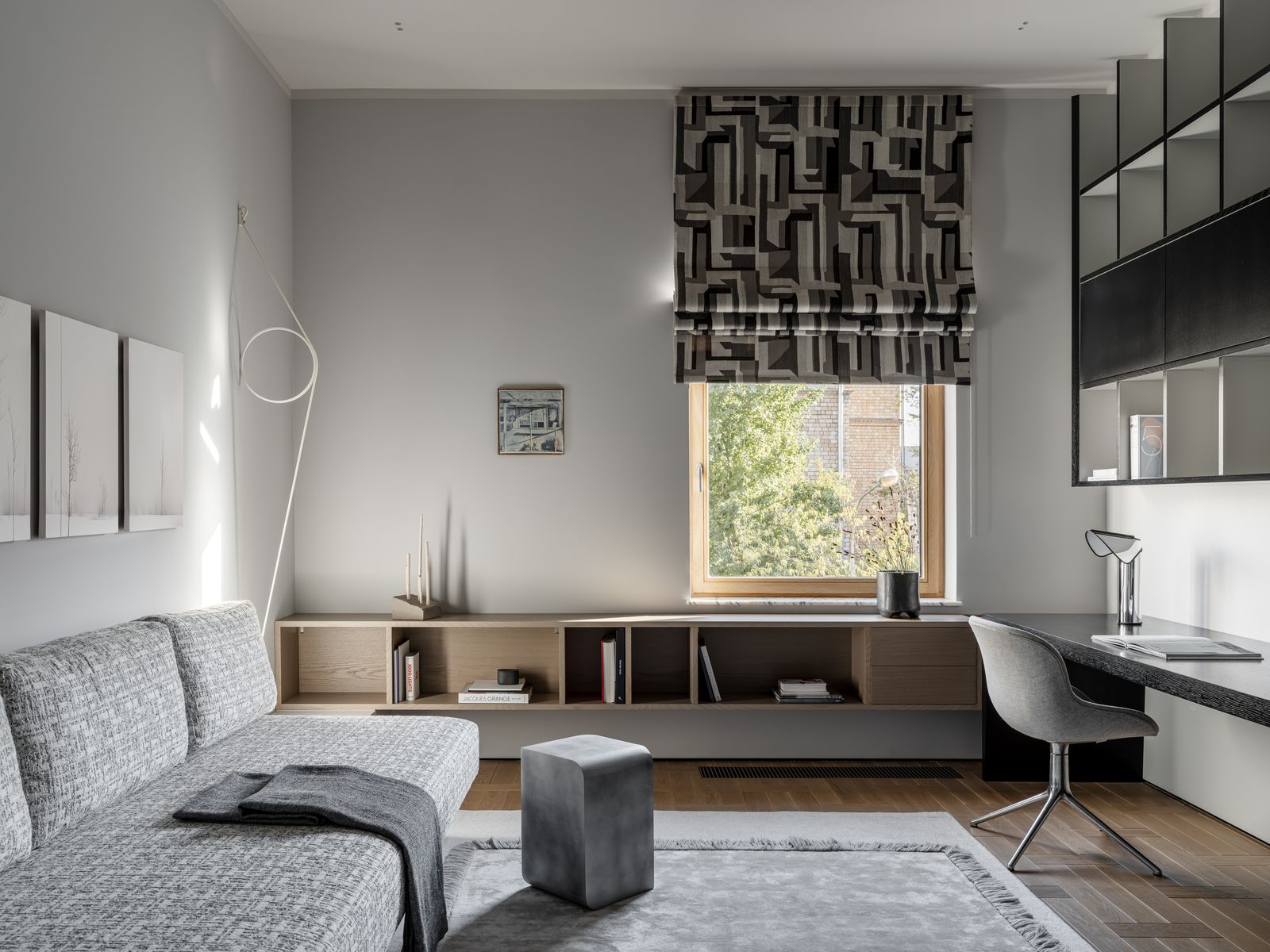 Photo 17 of 20 in Modern style apartment of 124 m2 in the historical house of Moscow by Anna ...