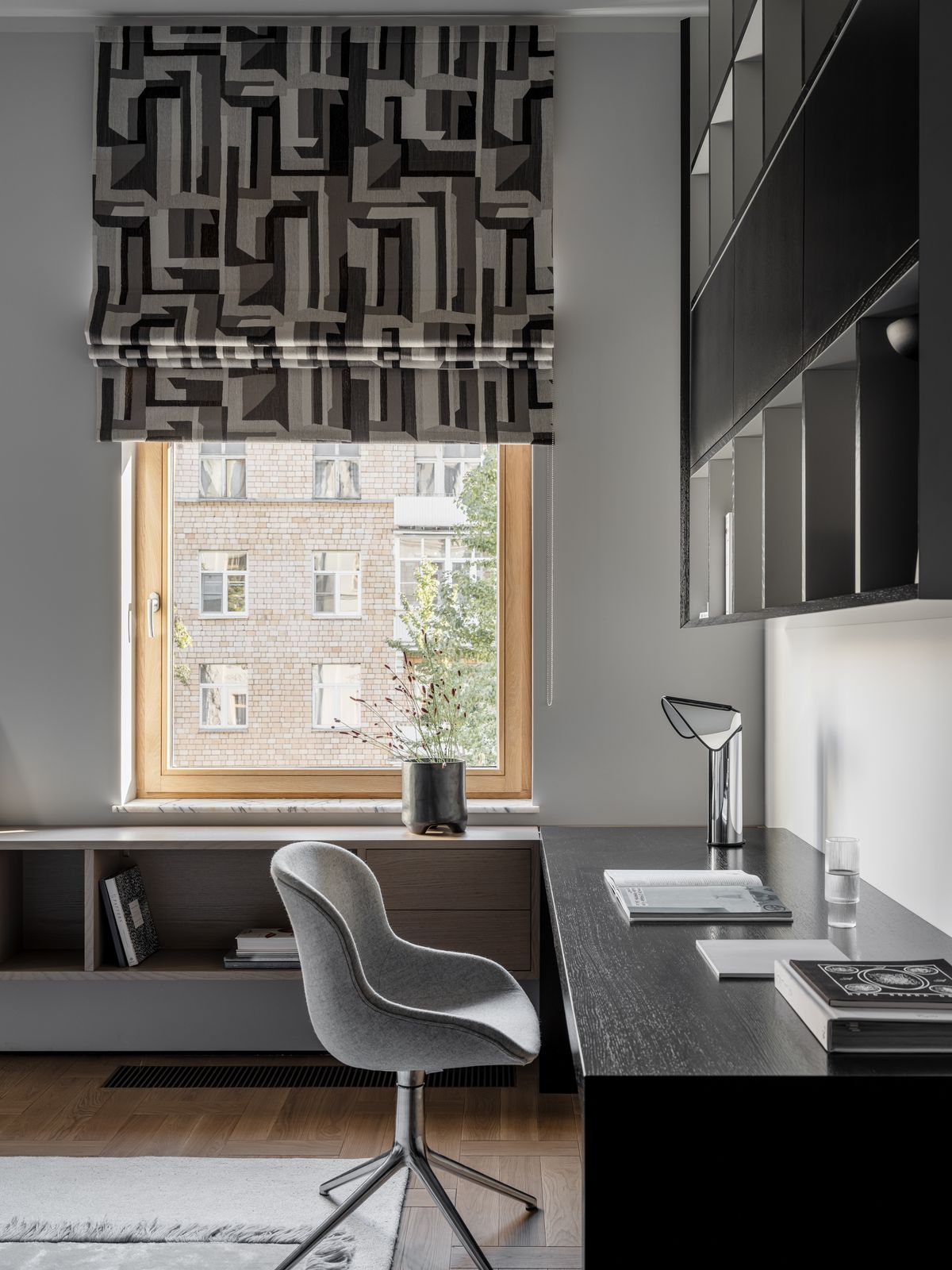 Photo 19 of 20 in Modern style apartment of 124 m2 in the historical house of Moscow by Anna ...