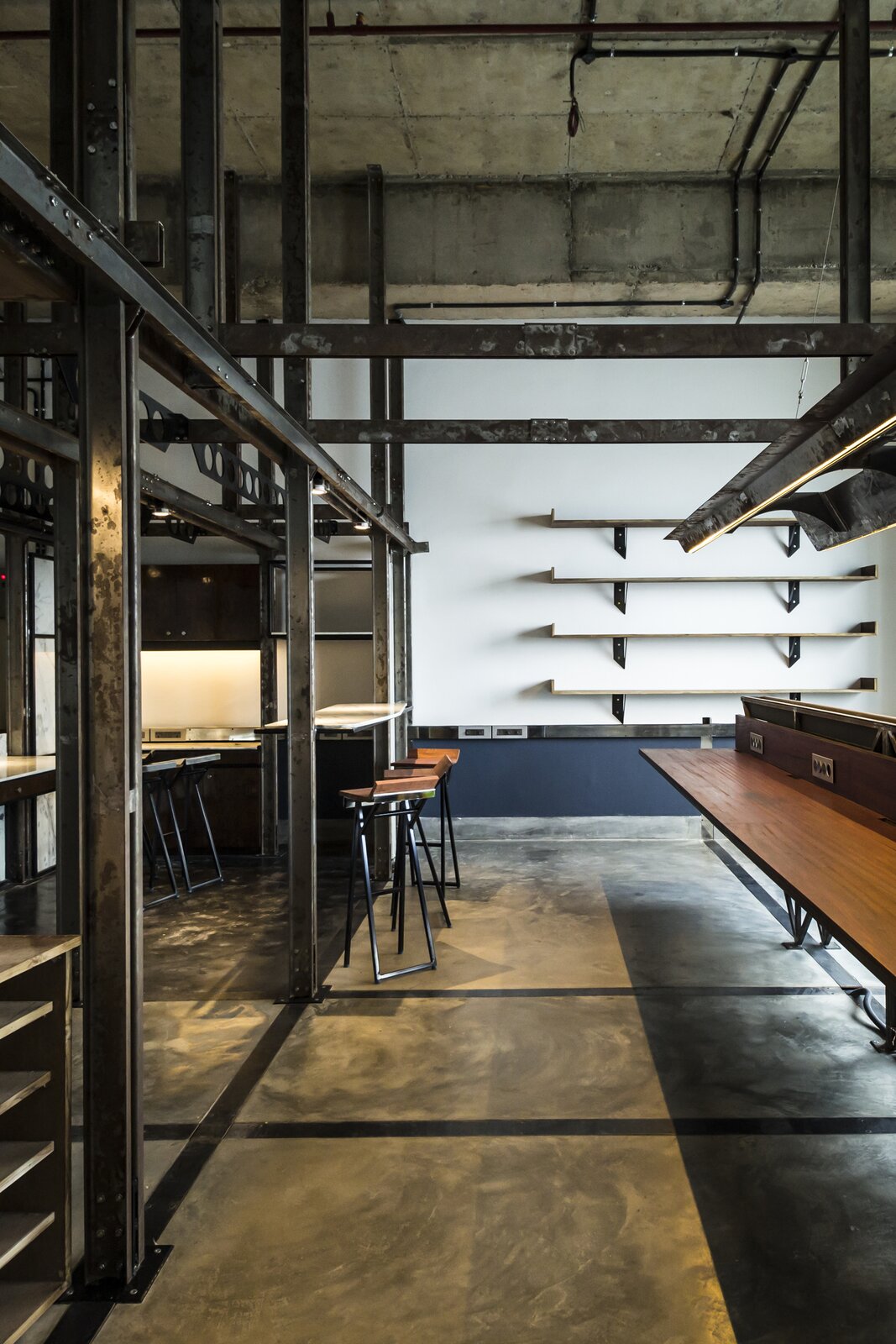 Photo 6 of 21 in Architecture Workspace by Studio Juggernaut - Dwell