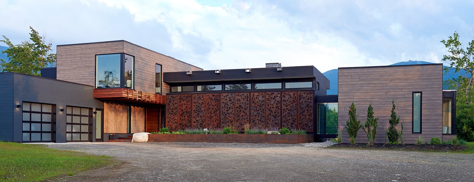 Photo 15 of 15 in The Notch House by Paul Designs Project - Dwell