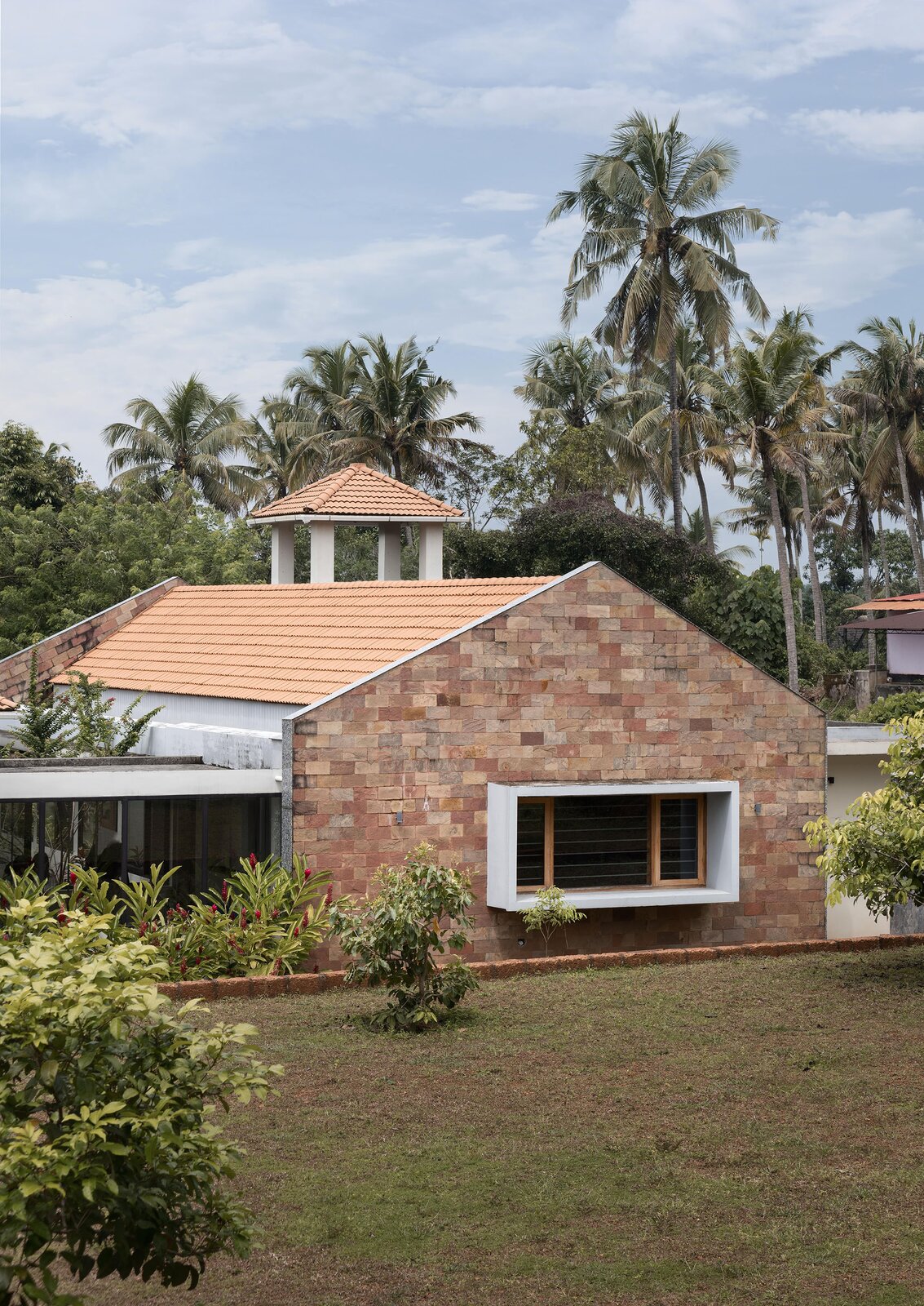 Photo 6 of 37 in The Mala house – “Nostalgia” by Thomas Parambil ...