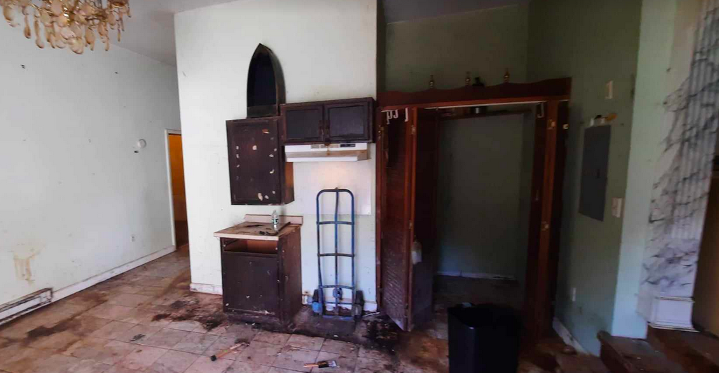 Photo 16 of 87 in Mission Church Conversion by Team Bassett - Real ...