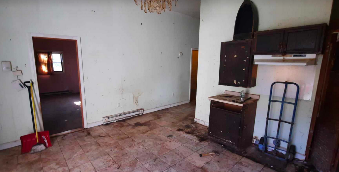 Photo 17 of 87 in Mission Church Conversion by Team Bassett - Real ...