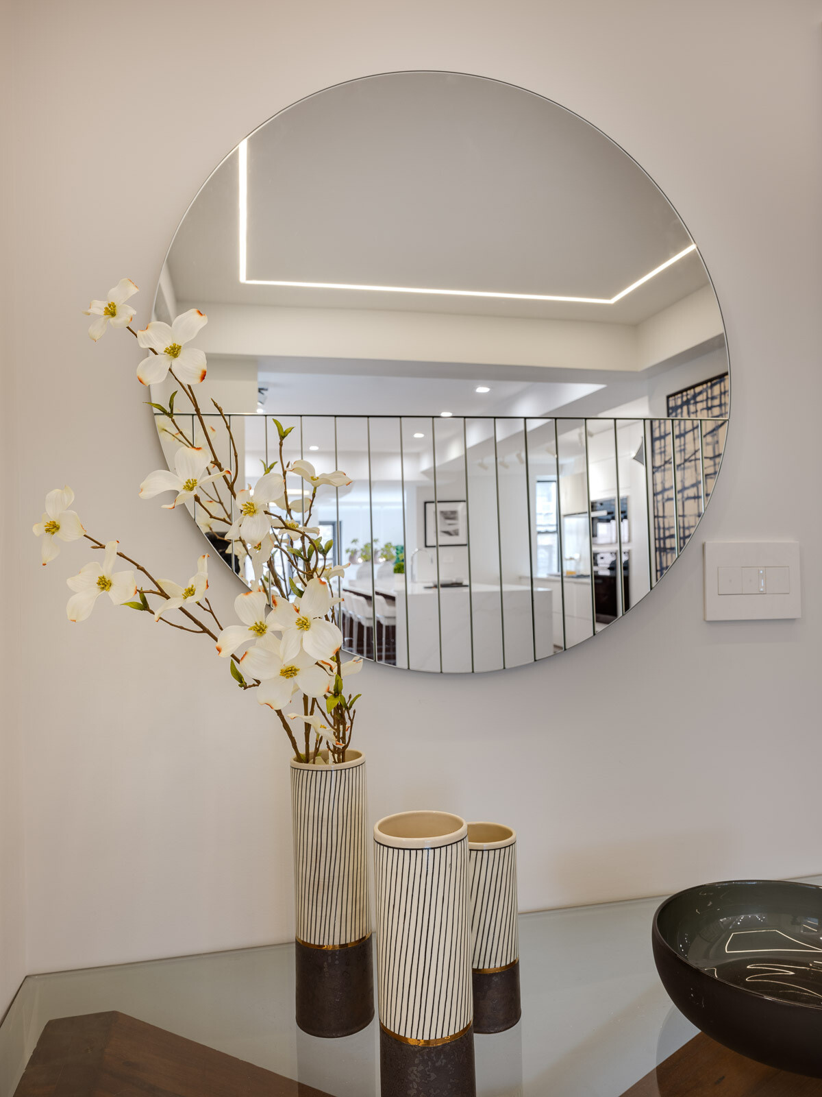 Photo 14 of 19 in East Gate Three by MAP'D STUDIO - Dwell