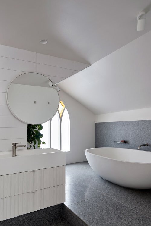 Photo 5 of 18 in Big Small House by Anna Dutton Lourie - Dwell