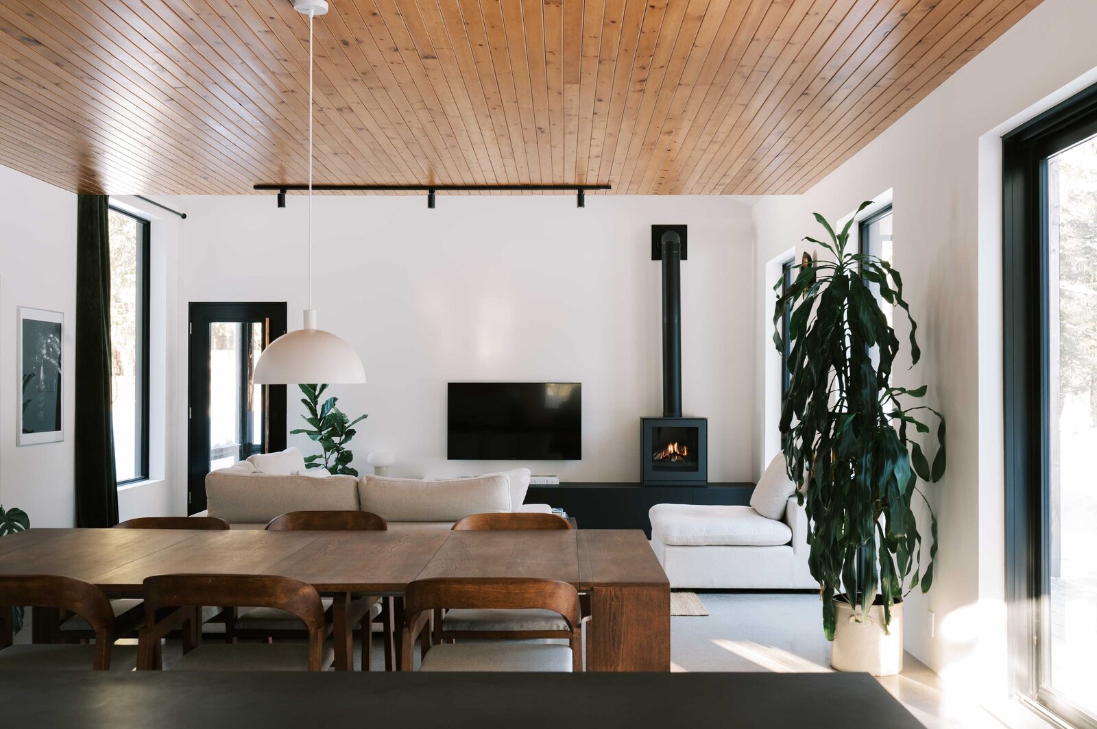 Photo 19 of 73 in North River House by Sara Farquharson - Dwell