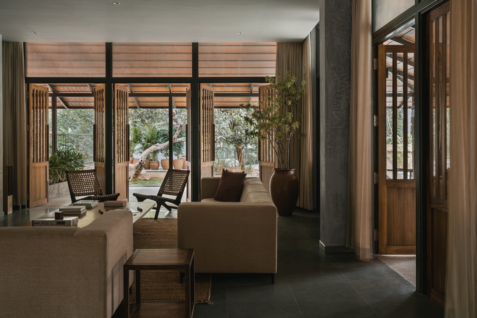 Photo 5 of 36 in Villa Maati by 4A info - Dwell