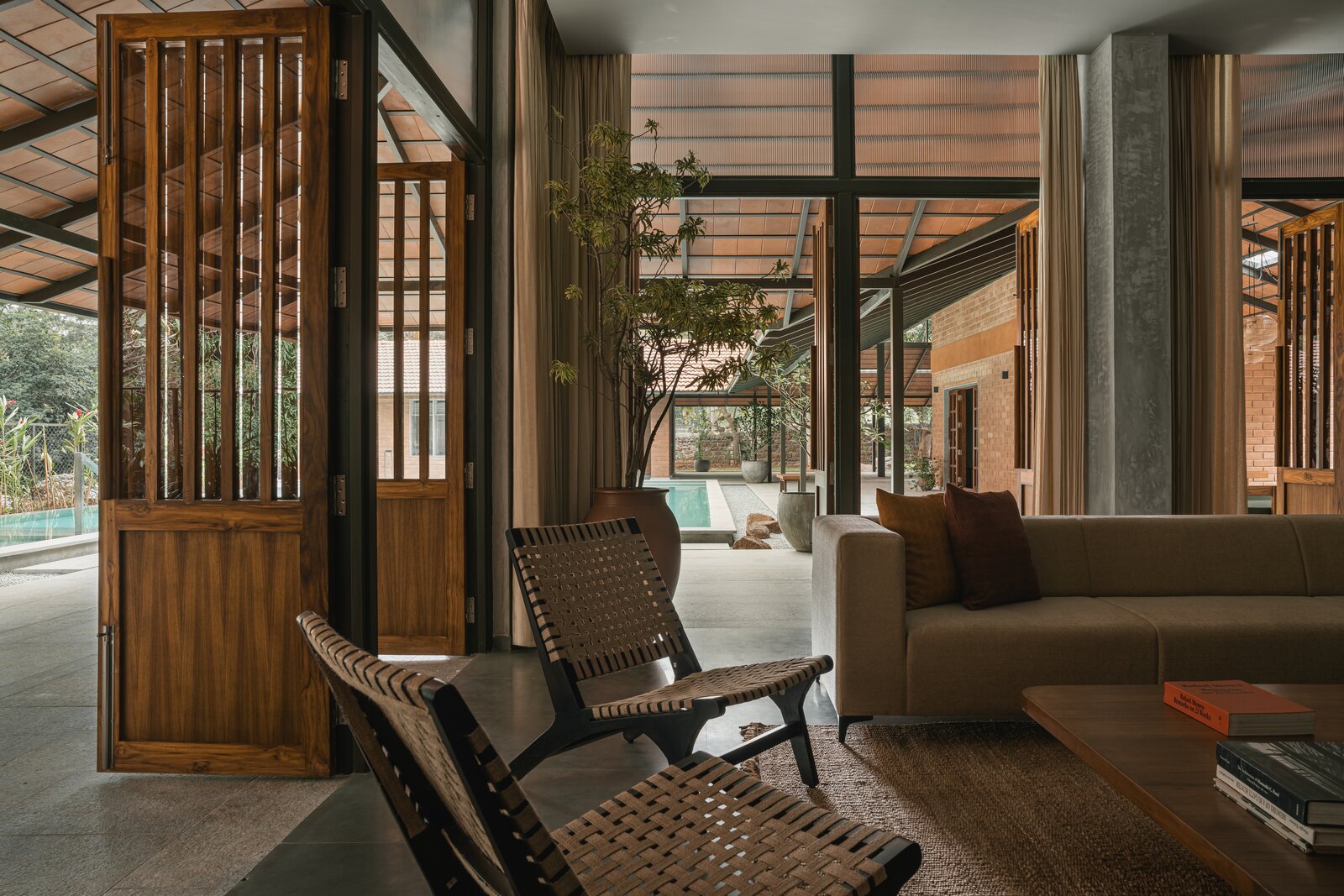 Photo 6 of 36 in Villa Maati by 4A info - Dwell