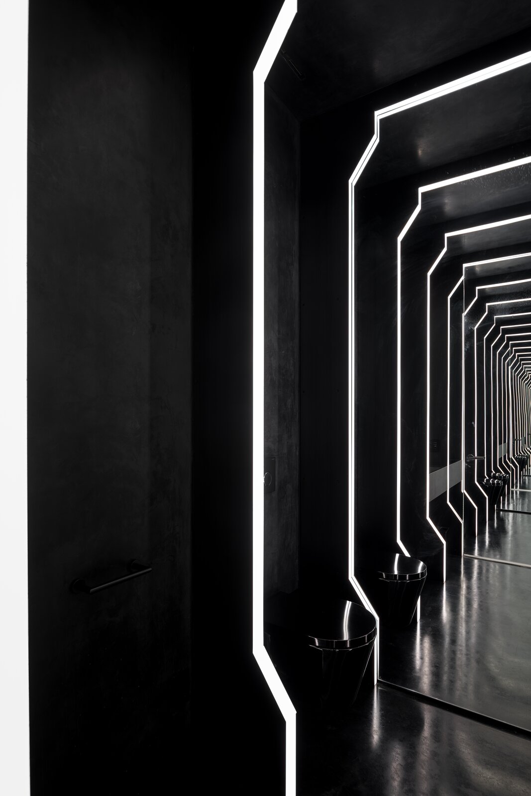 Photo 16 of 16 in Death Star Loft by RAAD Studio - Dwell