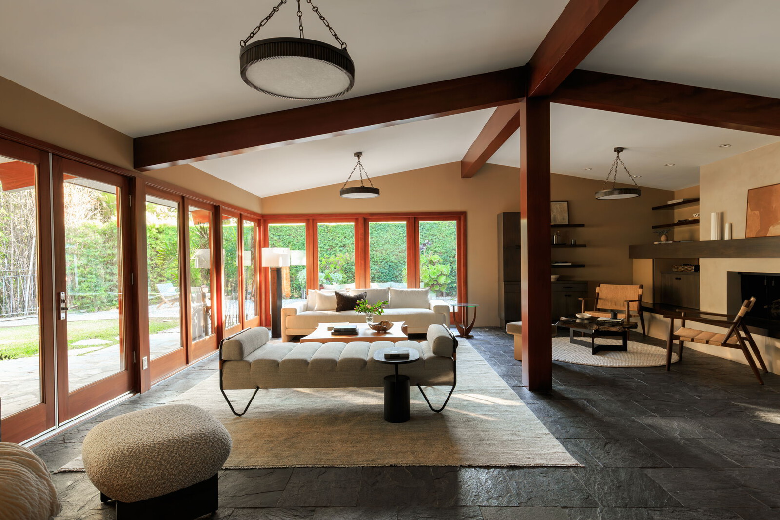 Photo 2 of 20 in 1957 Pasadena Mid-Century Modern by James Pulliam ...