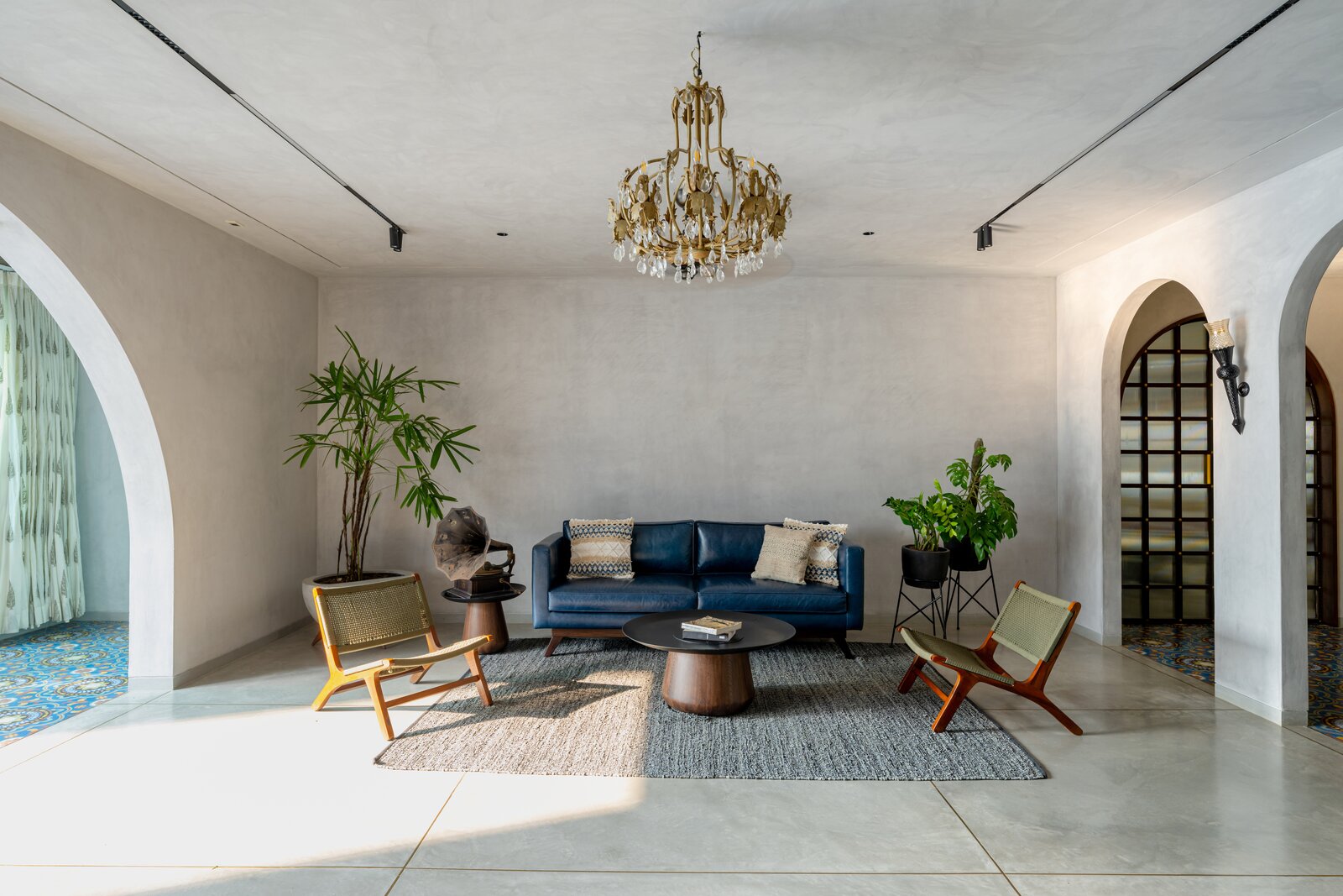 Photo 1 of 28 in Meera House by HR publication - Dwell