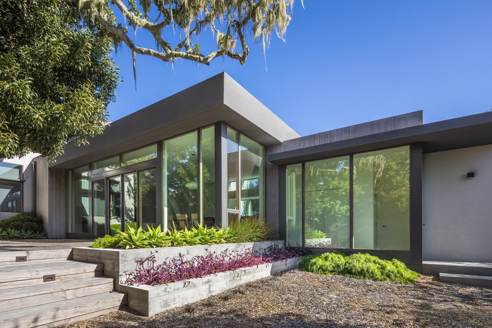 Photo 5 of 9 in Carmel Modern by Samuel Pitnick - Dwell