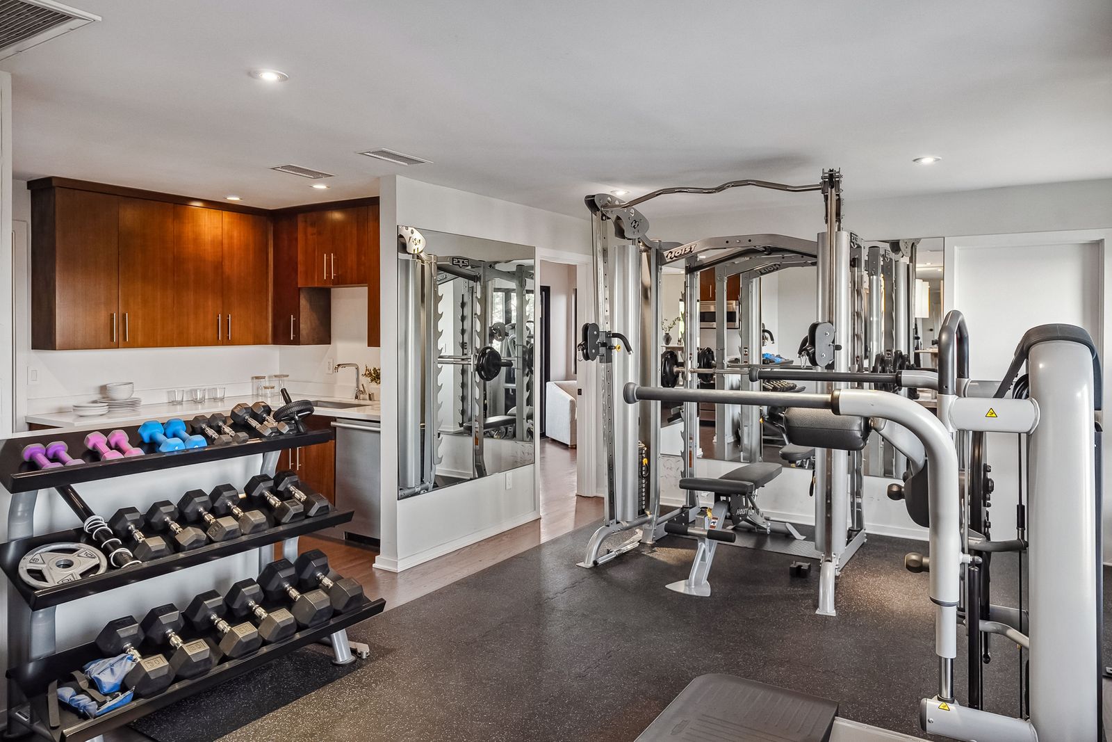 Photo 7 of 14 in Chris Evan’s Custom Captain America Gym with Superhero ...