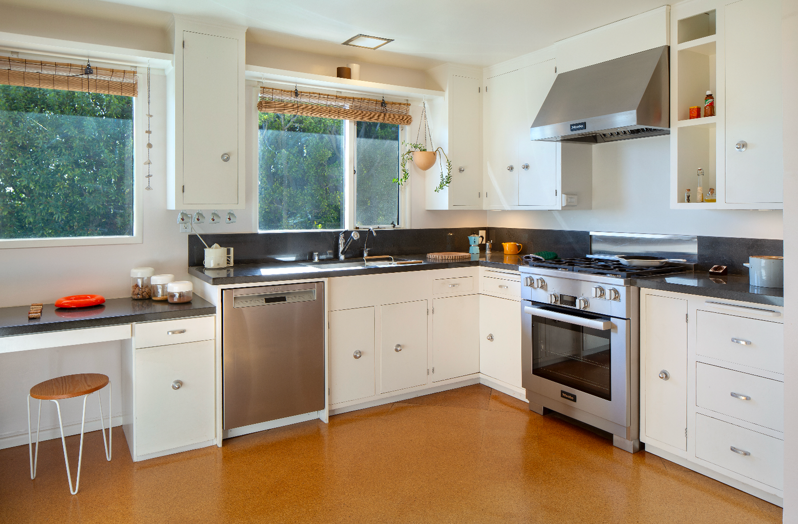 Photo 5 of 10 in The Jack Lucas Residence by Collaborator - Dwell