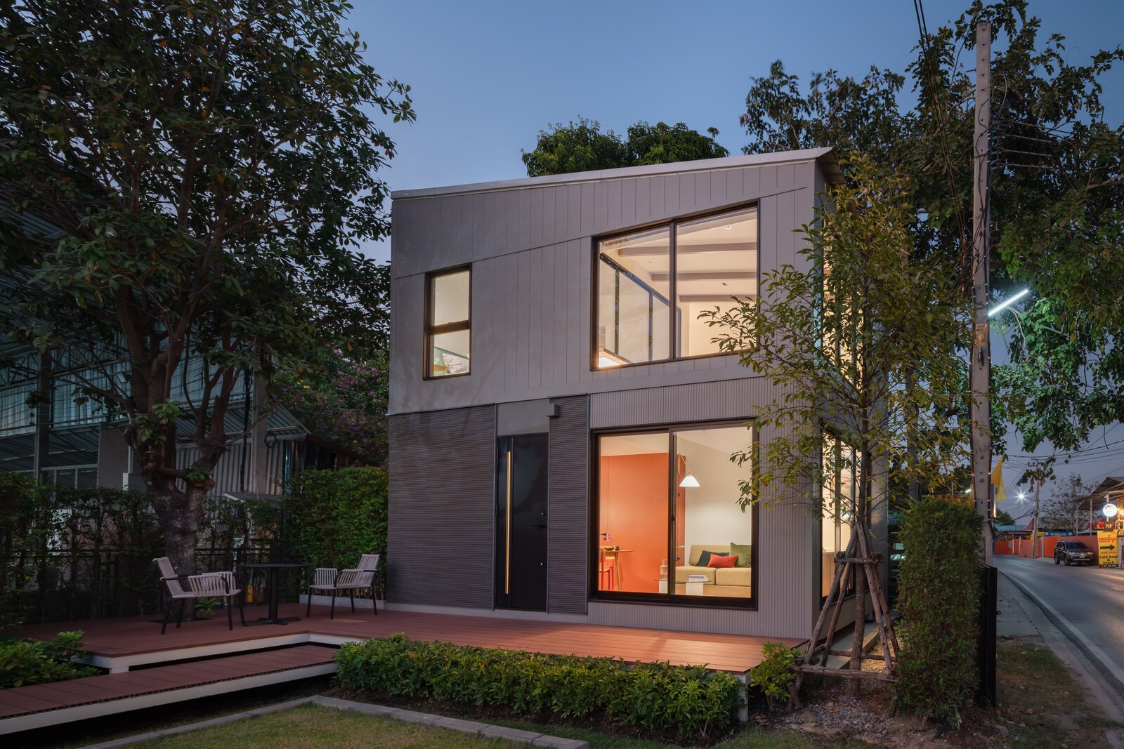 Photo 2 of 31 in Alpine series modular house by Esara Living - Dwell