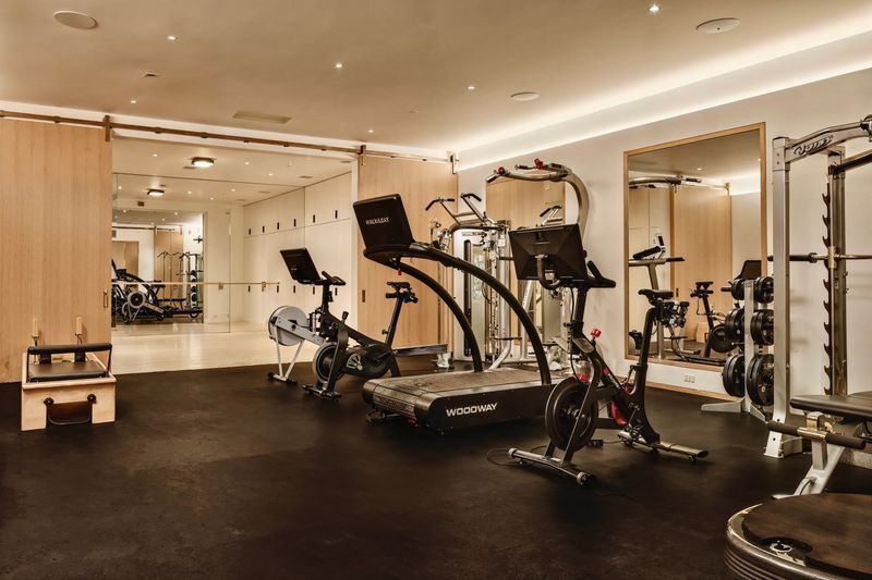 Photo 9 of 15 in Oliva Project by STYLARC LLC - Dwell