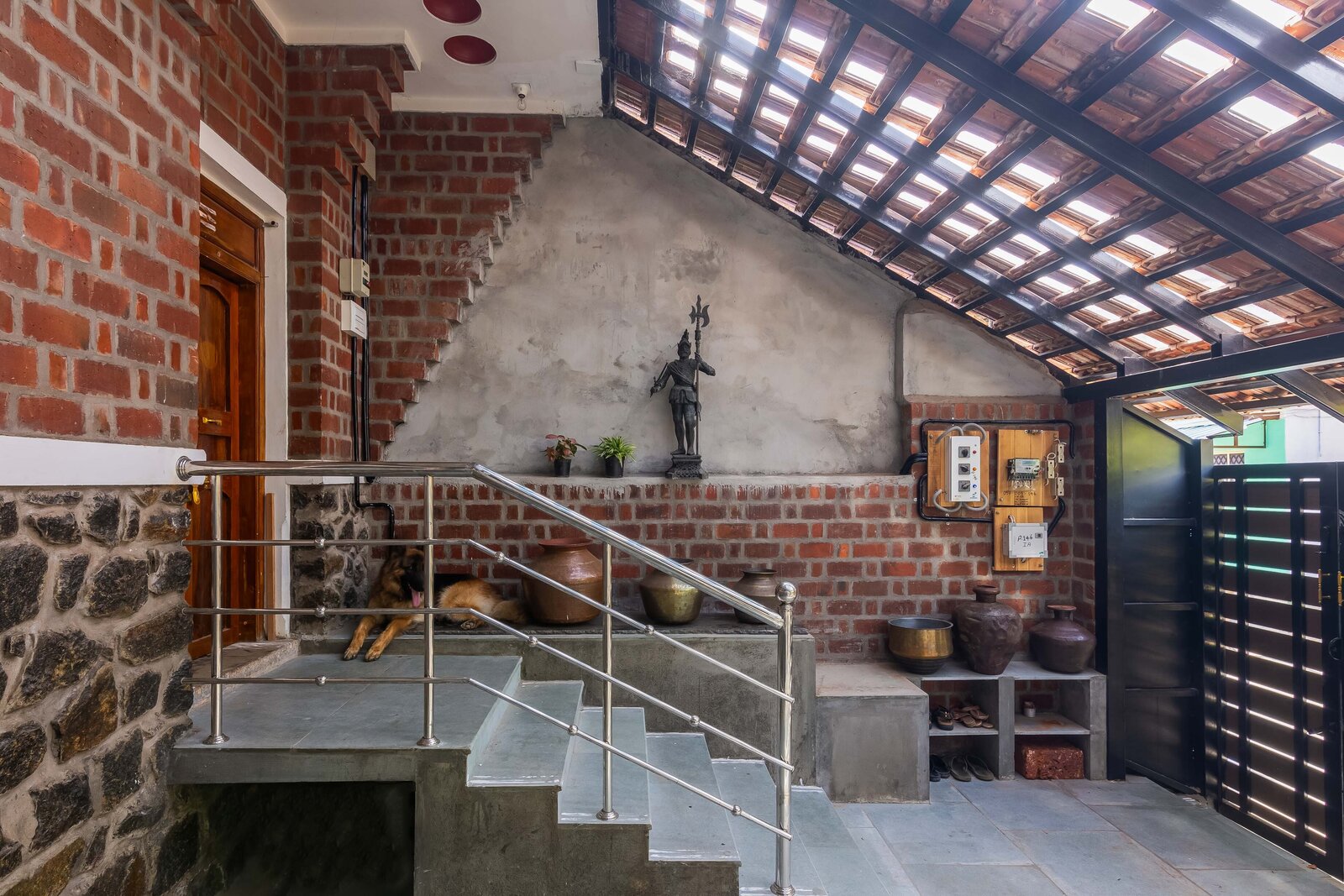 Photo 20 of 30 in ‘The Red Fort’ Project - Embracing Laurie Baker's ...