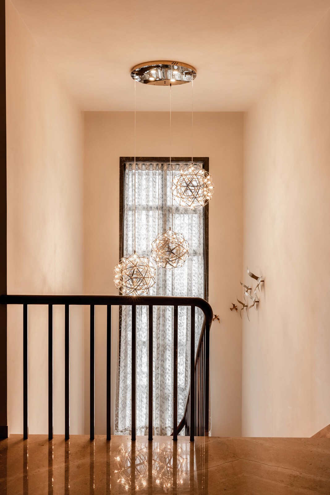 Photo 15 of 26 in The Luxe Wave by Shreesh Design Studio LLP - Dwell