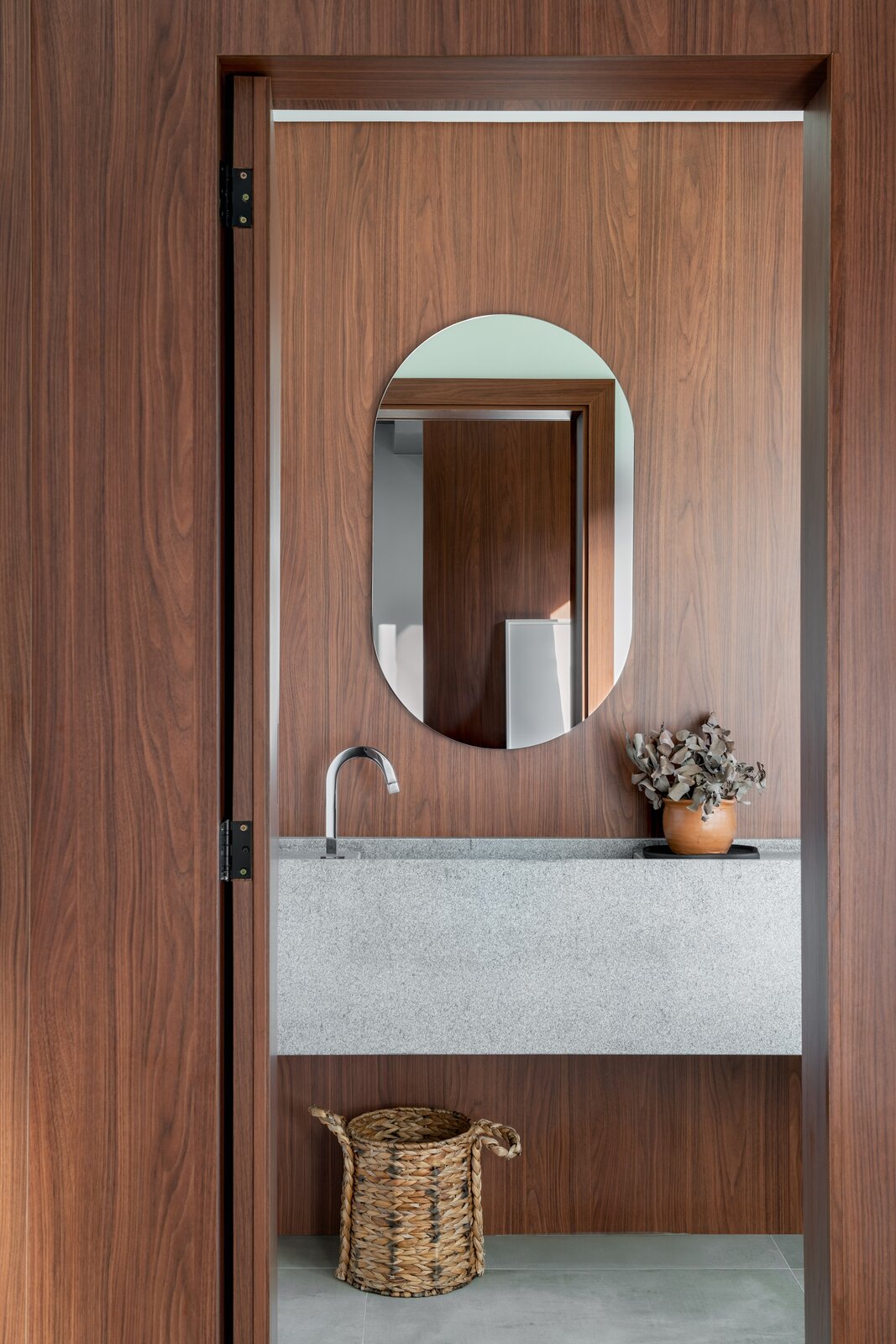 Photo 10 of 37 in The Mathi House by RACHEL STREHL - Dwell