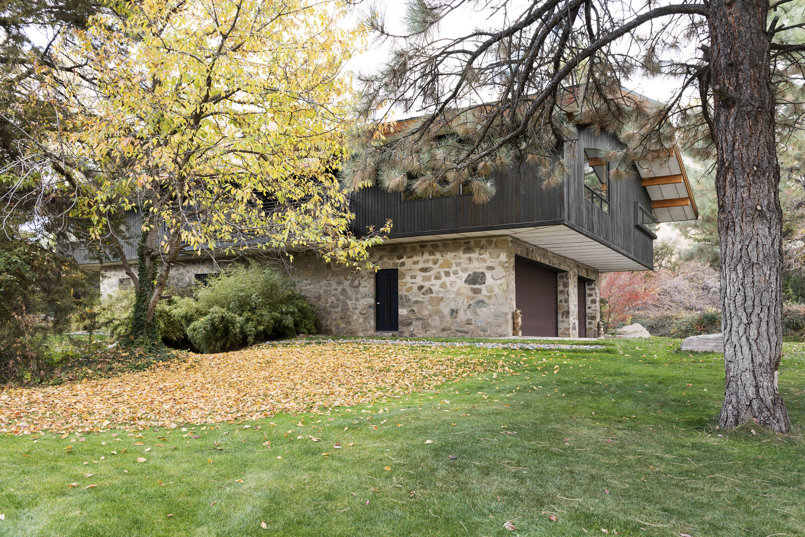 Photo 1 of 10 in The Layton House by Sono - Dwell