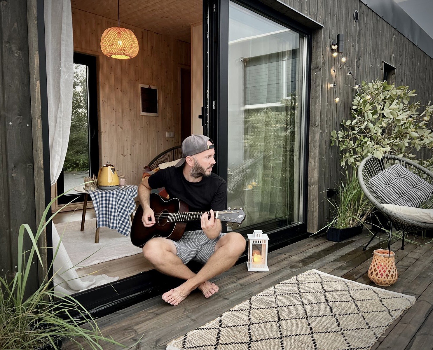 oka room (2 Photos) - Dwell