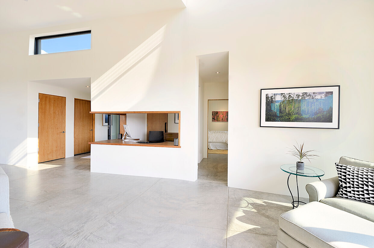 Photo 9 of 22 in Hilltop Contemporary by Palo Santo Designs - Dwell