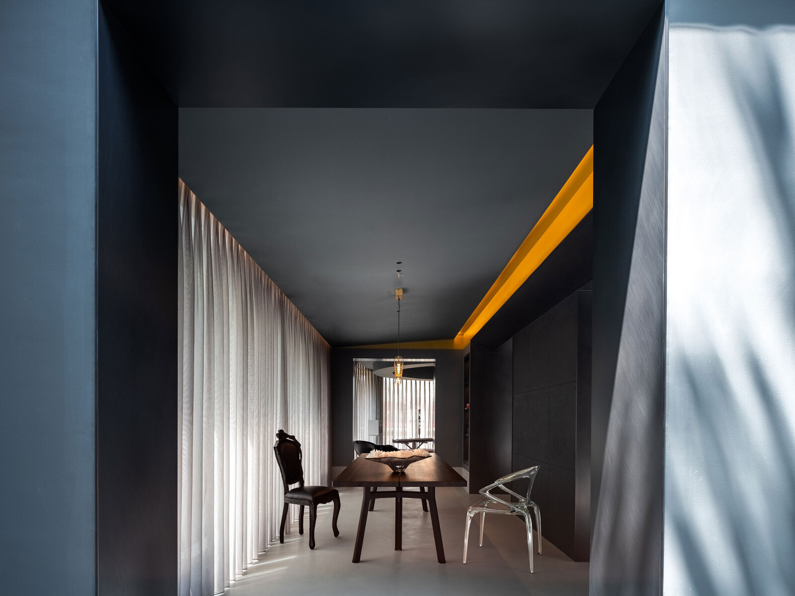 Photo 12 of 32 in Wangfu Mansion and Garden, Beijing, China Interior Design by Zhang Ping by ...