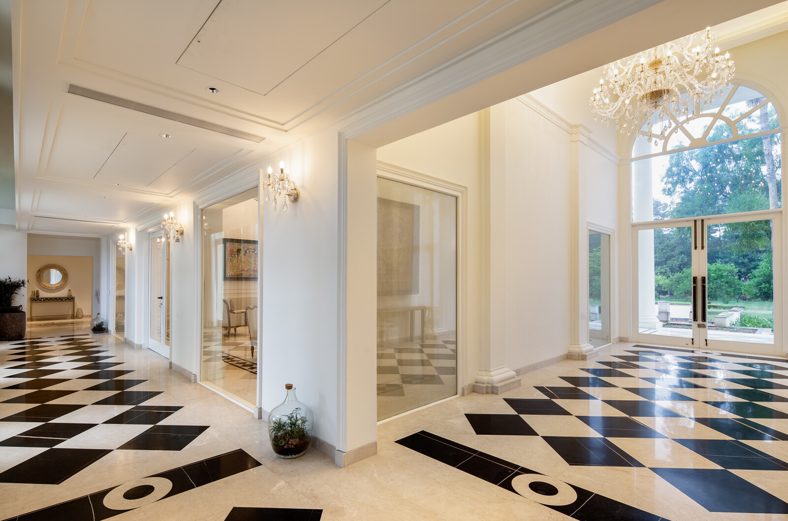 Photo 3 of 6 in Kapashera Project by Nouveau Design Group - Dwell