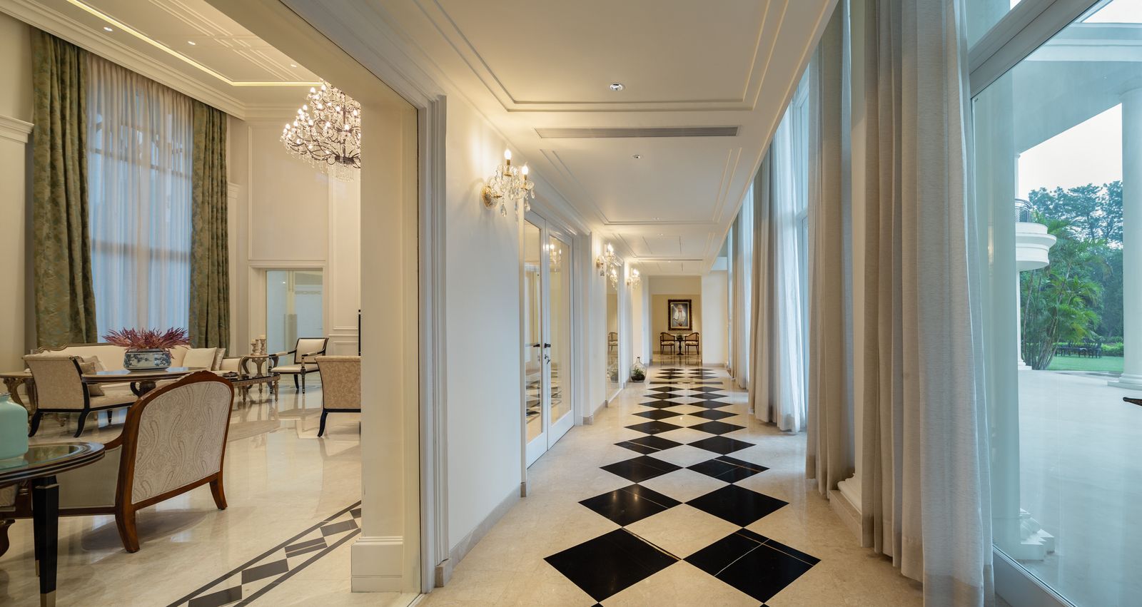 Photo 3 of 5 in Kapashera Farmhouse: A Neoclassical Revival for Modern ...