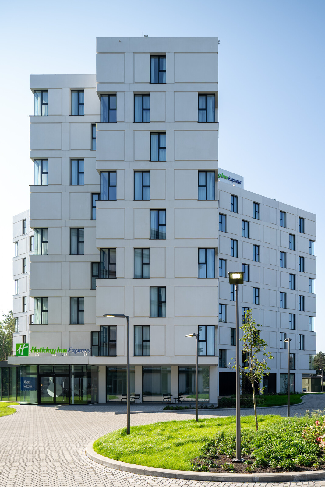 Photo 2 of 23 in U-Flats & Trinity by Alexis Gilson - Dwell