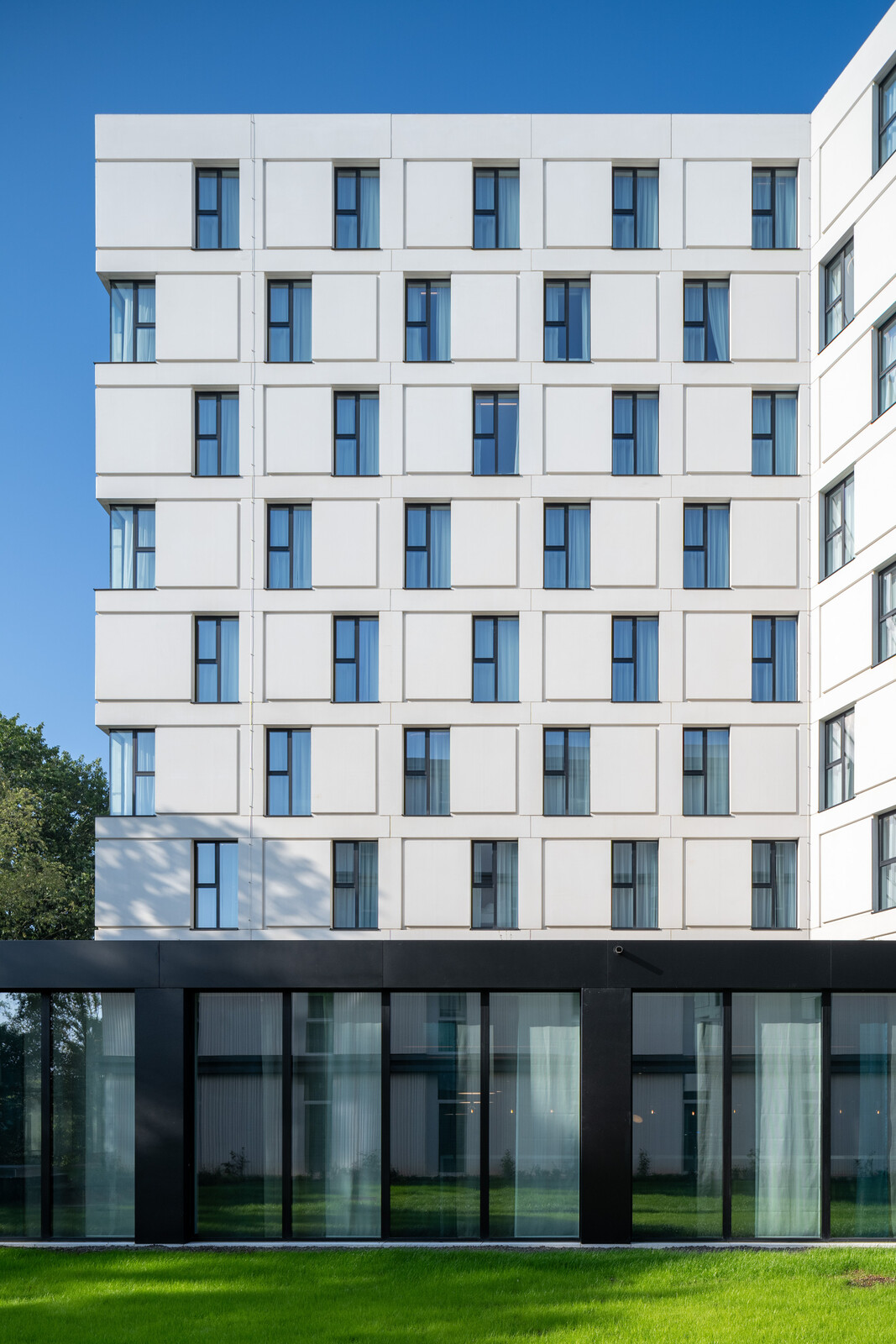 Photo 8 of 23 in U-Flats & Trinity by Alexis Gilson - Dwell