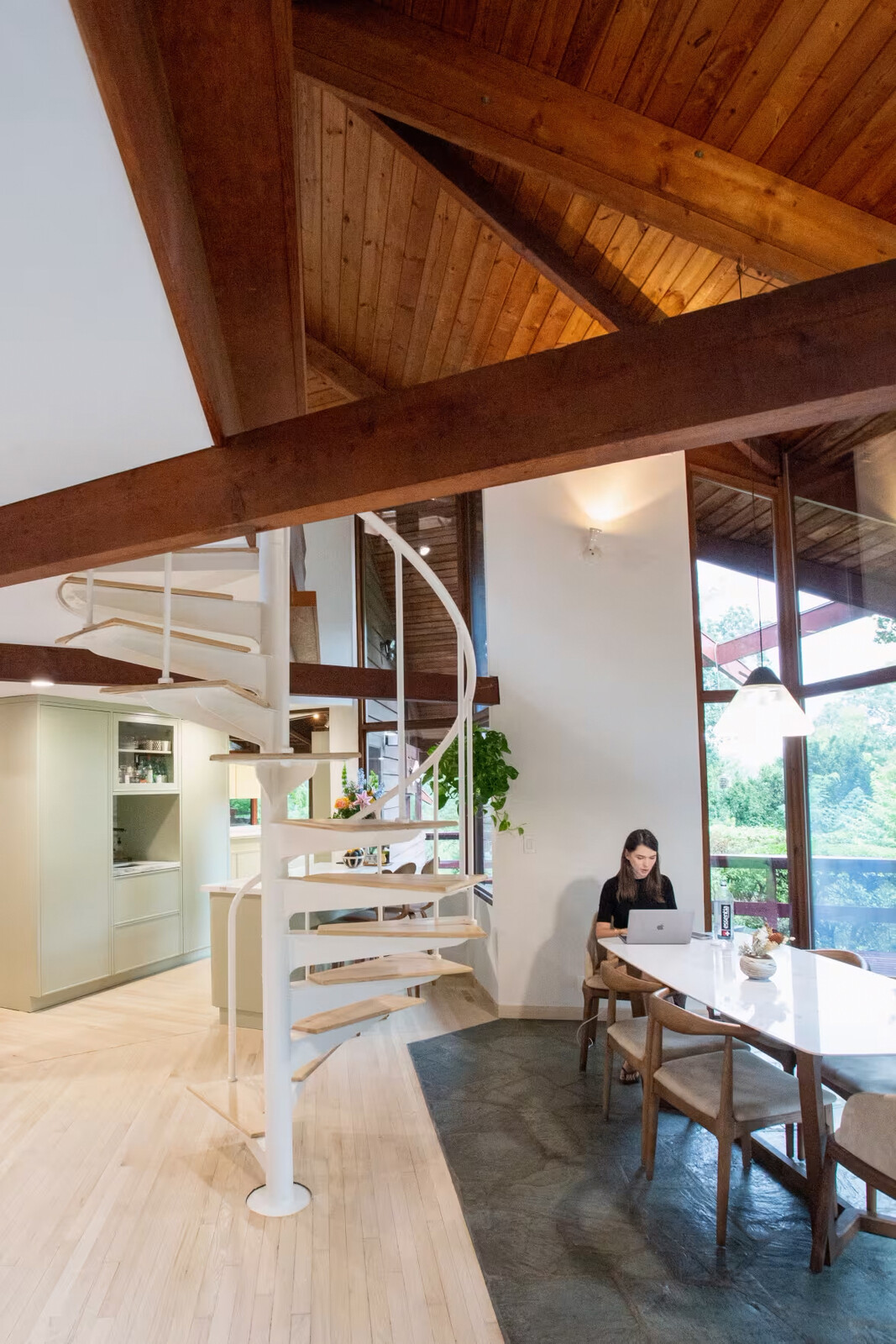 Photo 9 of 18 in Mid-Century Hexagon House by Eric Yang - Dwell