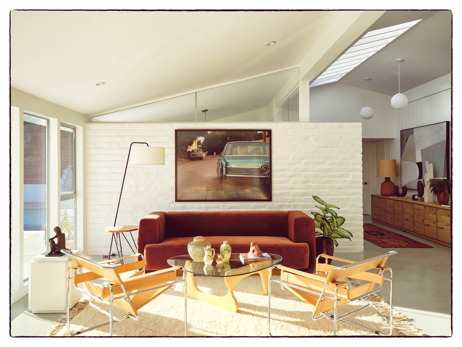 Photo 4 of 10 in Edward Fickett House, Baldwin Hills by Vivian Gueler ...