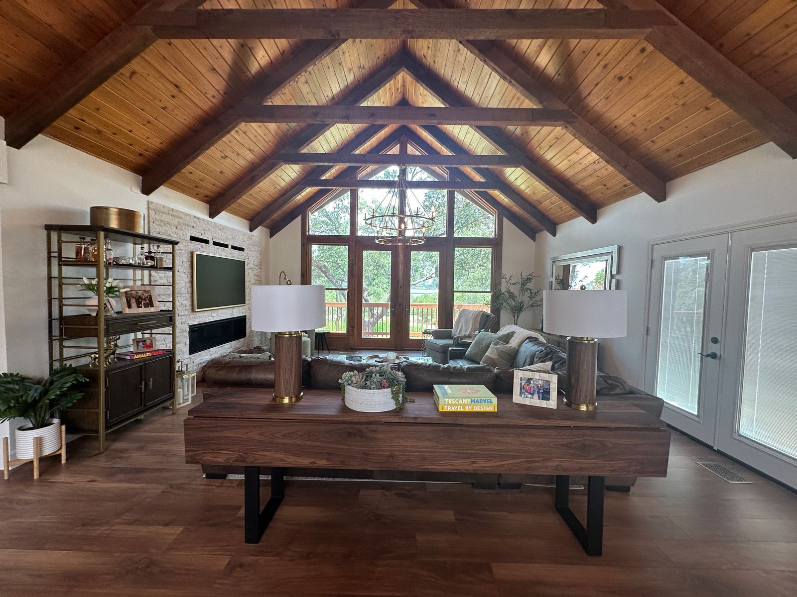 Photo 17 of 47 in Lake house in the woods by Debbie Whittington - Dwell