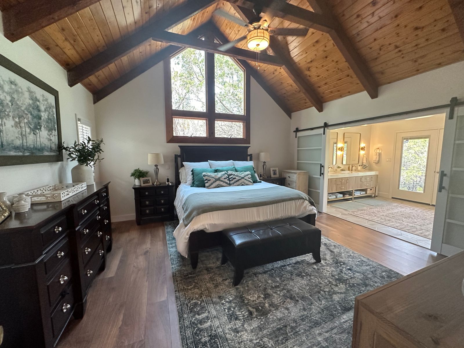 Photo 15 of 47 in Lake house in the woods by Debbie Whittington - Dwell