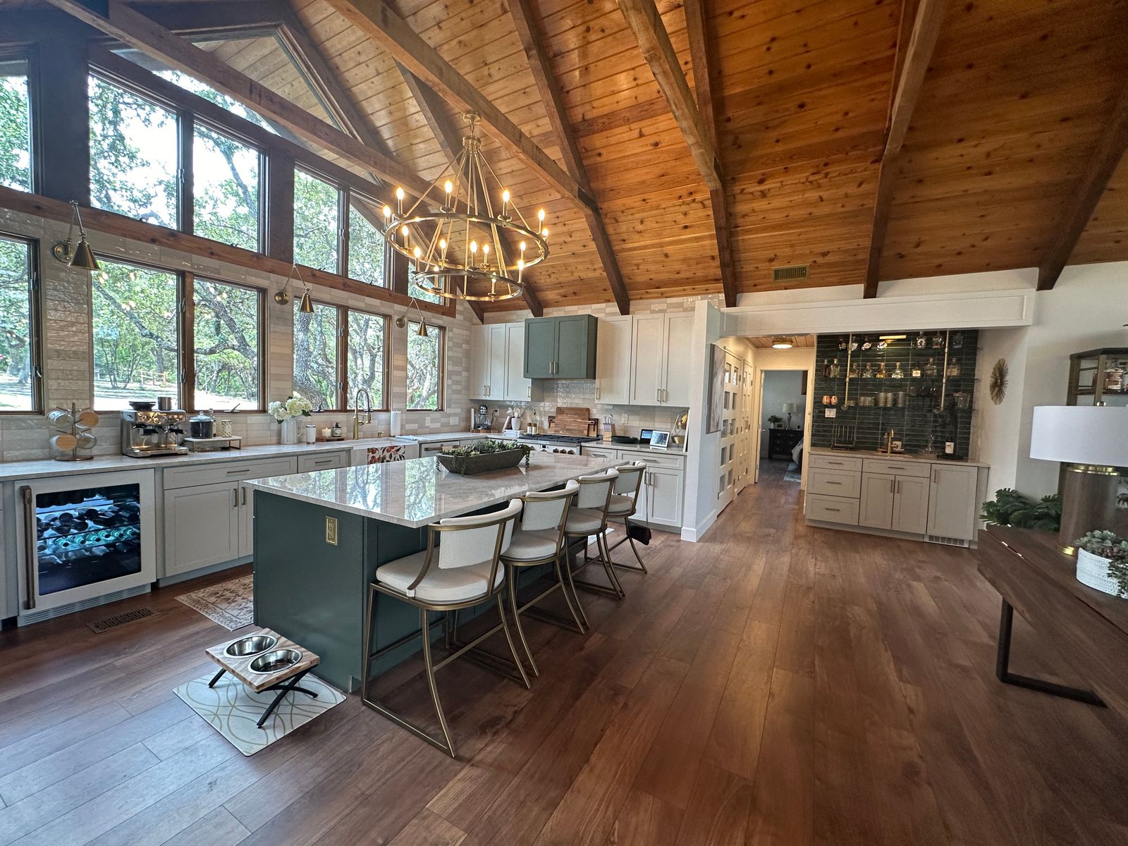 Photo 20 of 47 in Lake house in the woods by Debbie Whittington - Dwell