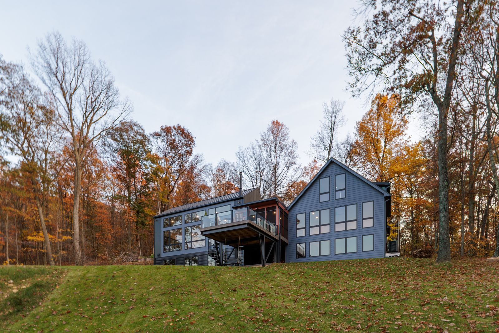Photo 2 of 24 in The Razorback Ridge House by Reader & Swartz ...