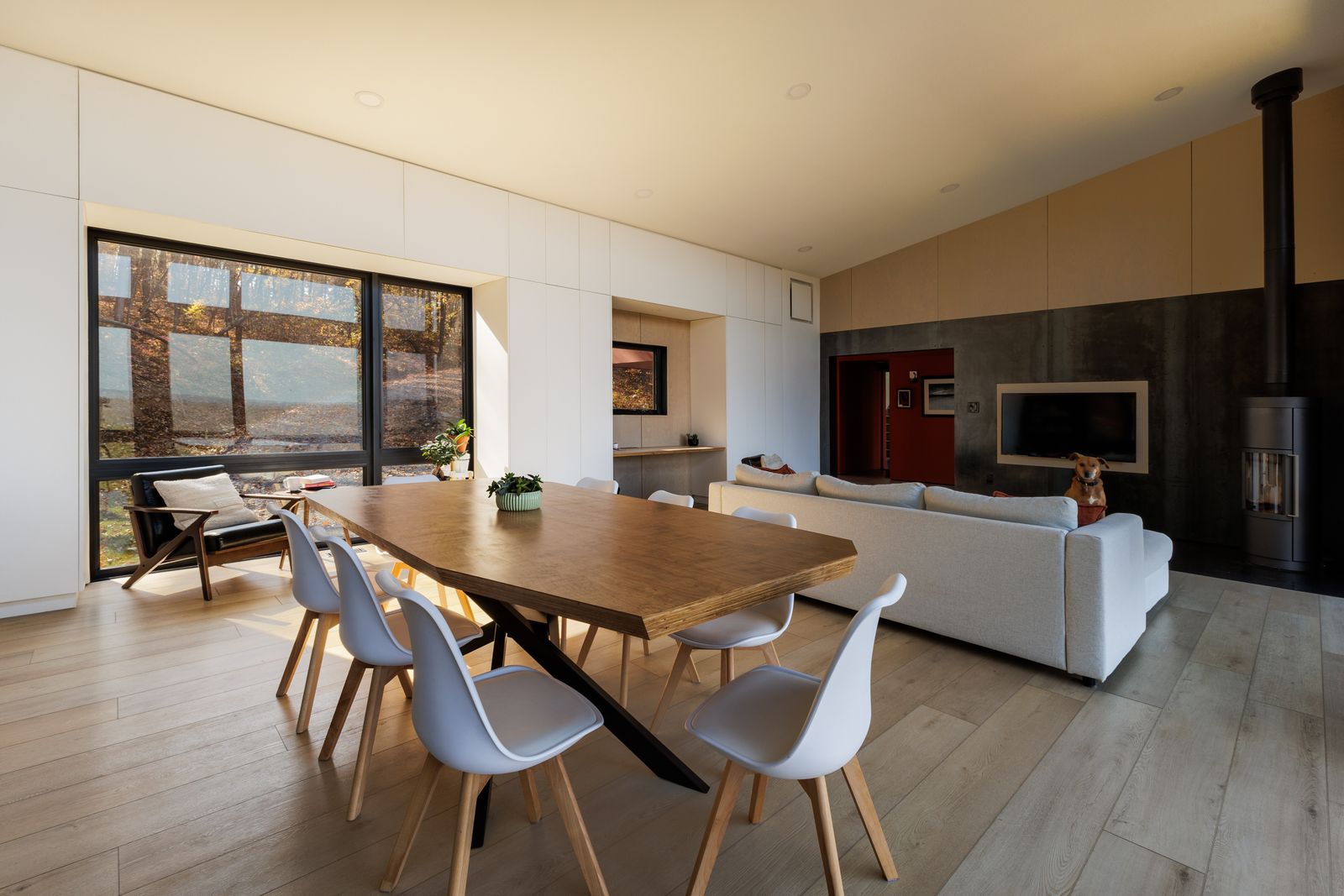 Photo 10 of 24 in The Razorback Ridge House by Reader & Swartz ...