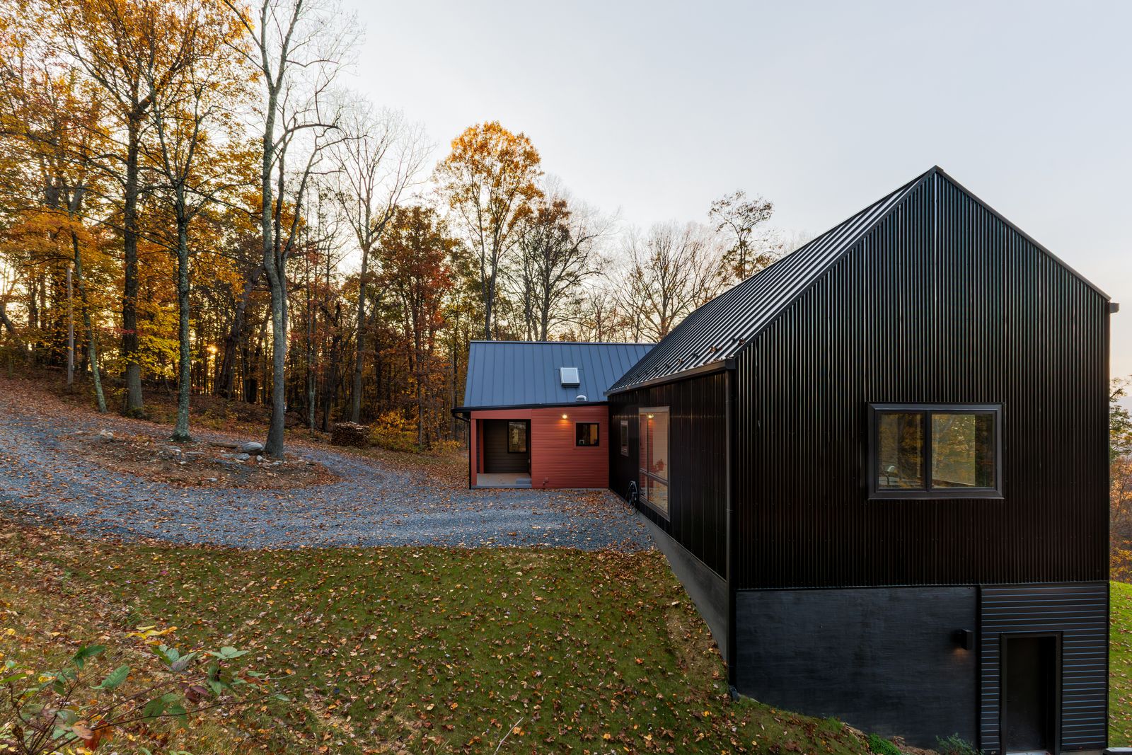 Photo 16 of 24 in The Razorback Ridge House by Reader & Swartz ...