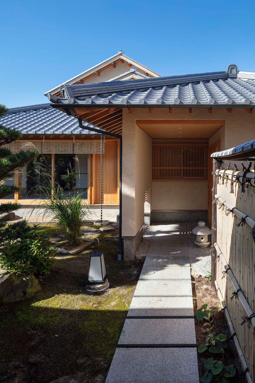 Photo 8 of 13 in House in Tadotsu by Takashi Okuno & Associates - Dwell