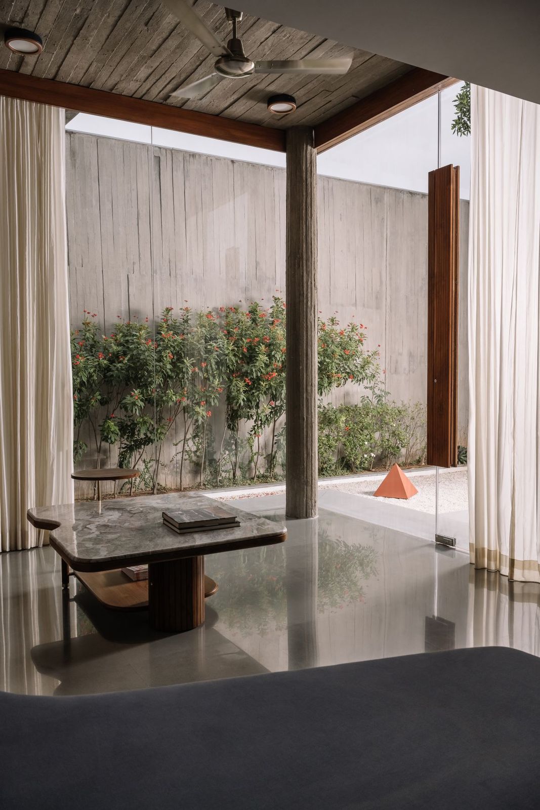 Photo 14 of 21 in Enclosure by Ar. Veeram Shah - Dwell