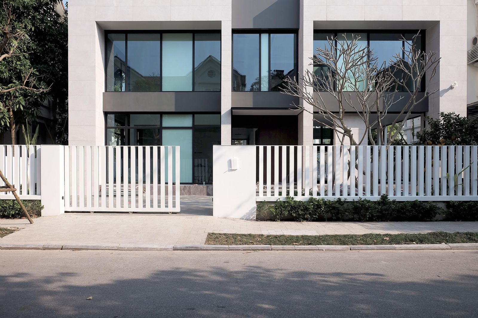 Photo 1 of 27 in Twin house by 2X2 architects - Dwell