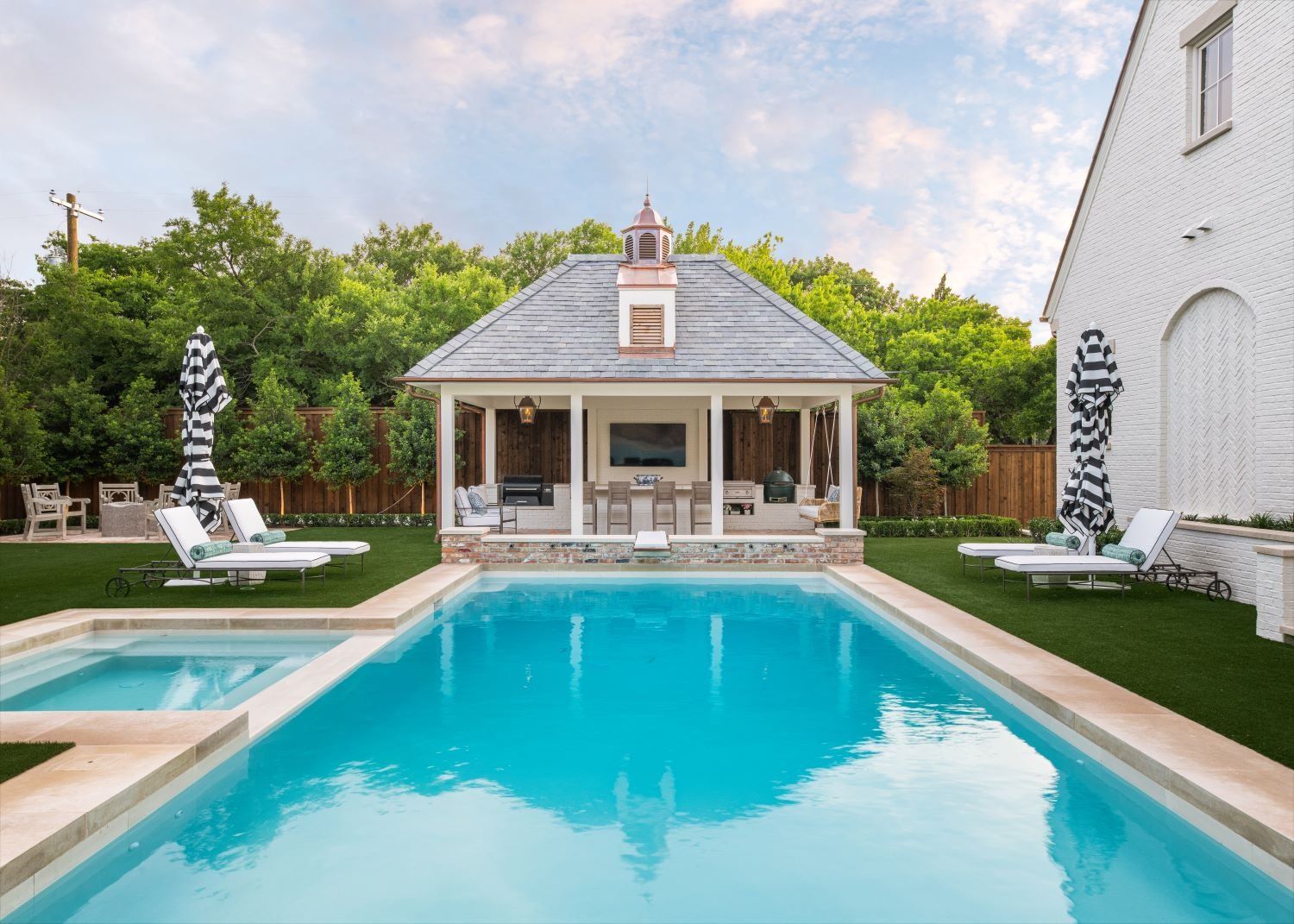 Photo 6 of 10 in Dallas Grand Estate Resort by Hello BD - Dwell